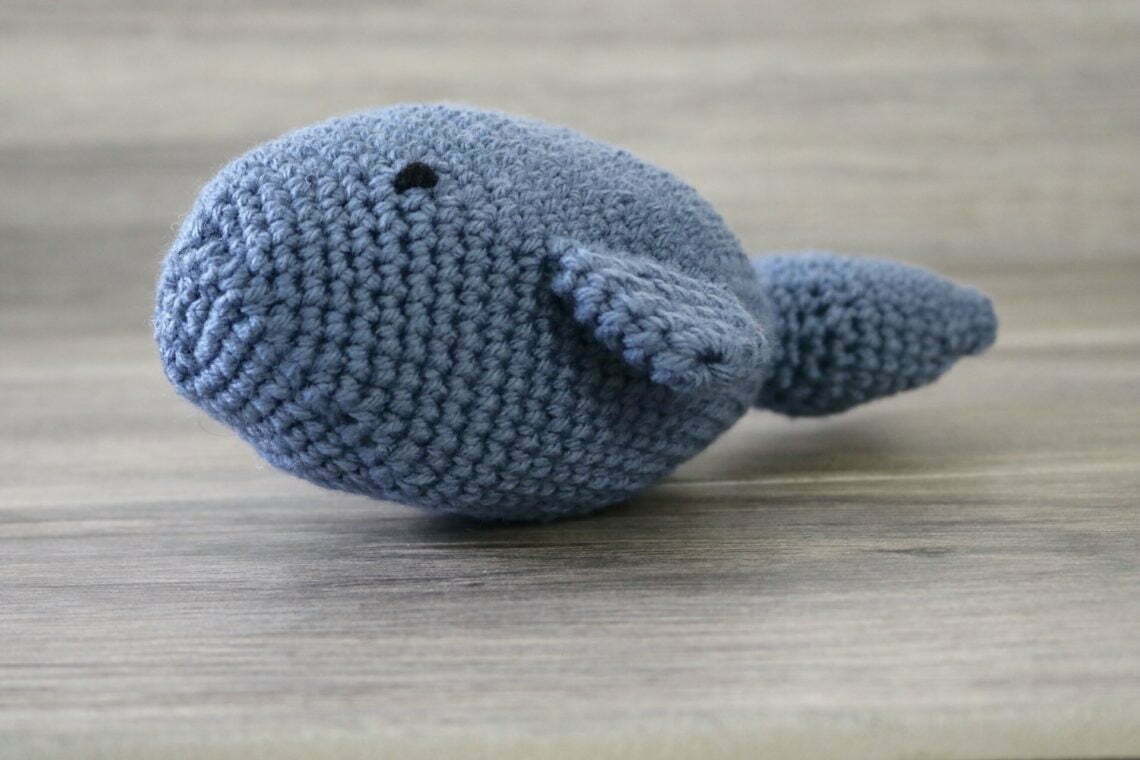 How To Make a Crocheted Whale - Knits and Knots by AME Designs