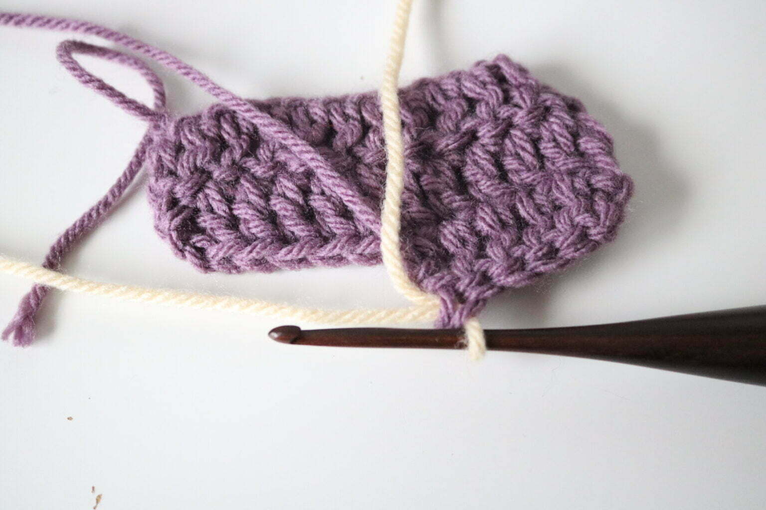 The Best Way to Change Yarn Color in Crochet - KKAME Designs