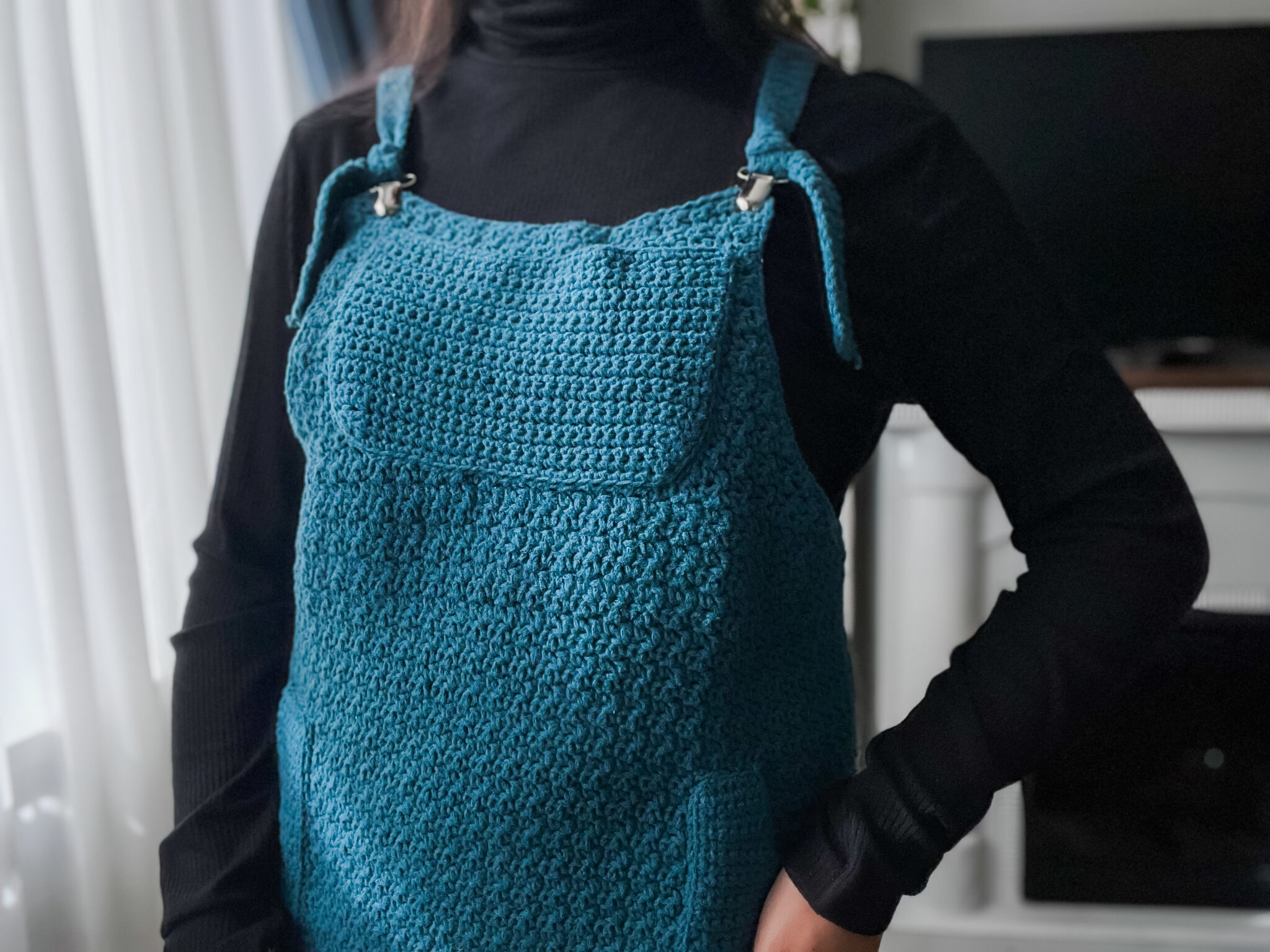 How to Make a Crochet Overall Dress for Fall - KKAME Designs