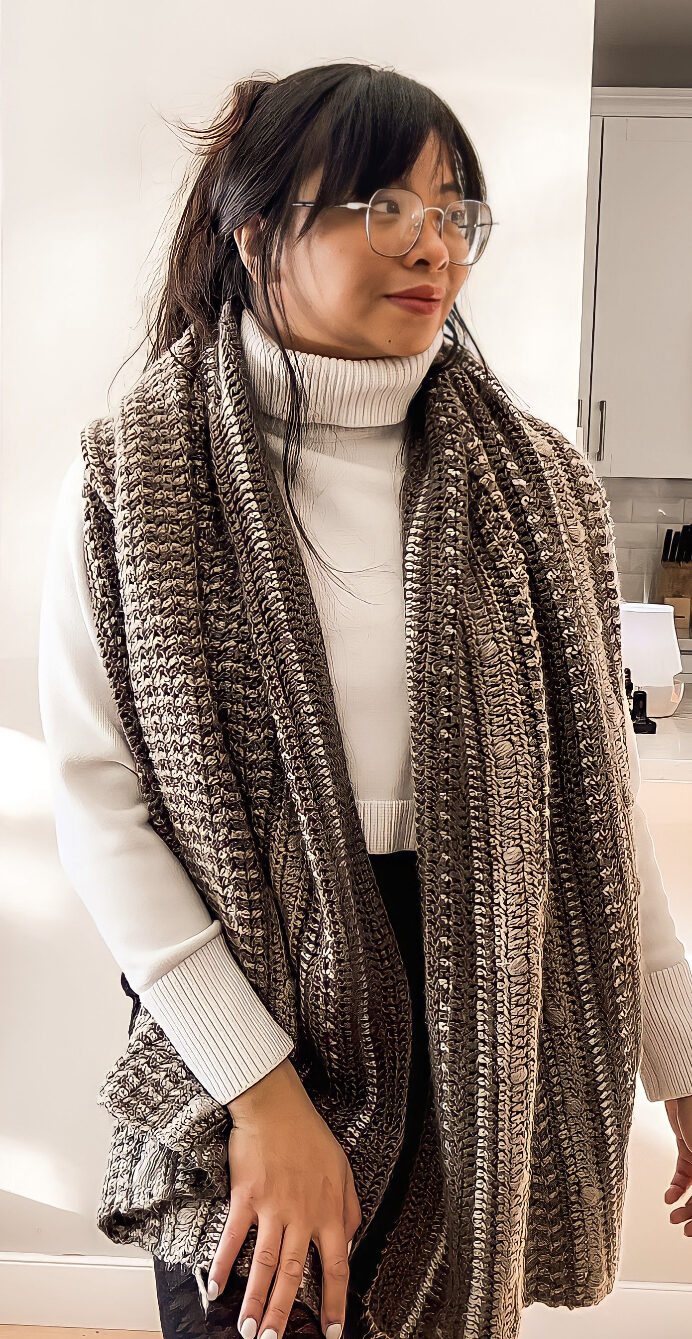 How to Make this Crocheted Blanket Wrap for your Fall Wardrobe
