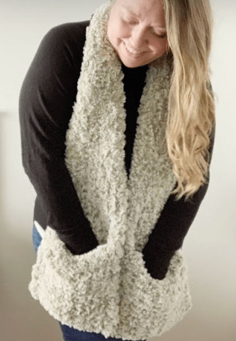 35+ Best Free Crochet Patterns with Faux Fur Yarn - Knits and Knots by AME