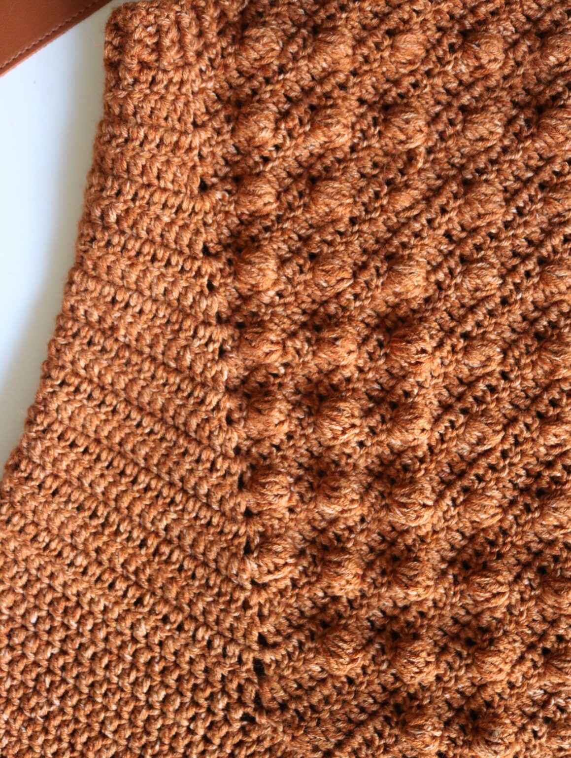 How to Make this Crocheted Raglan Sweater - KKAME Designs