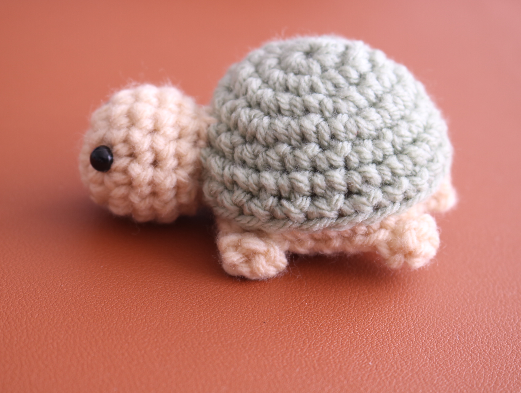 Best Free Small Amigurumi Turtle Crochet Pattern - Knits and Knots by AME